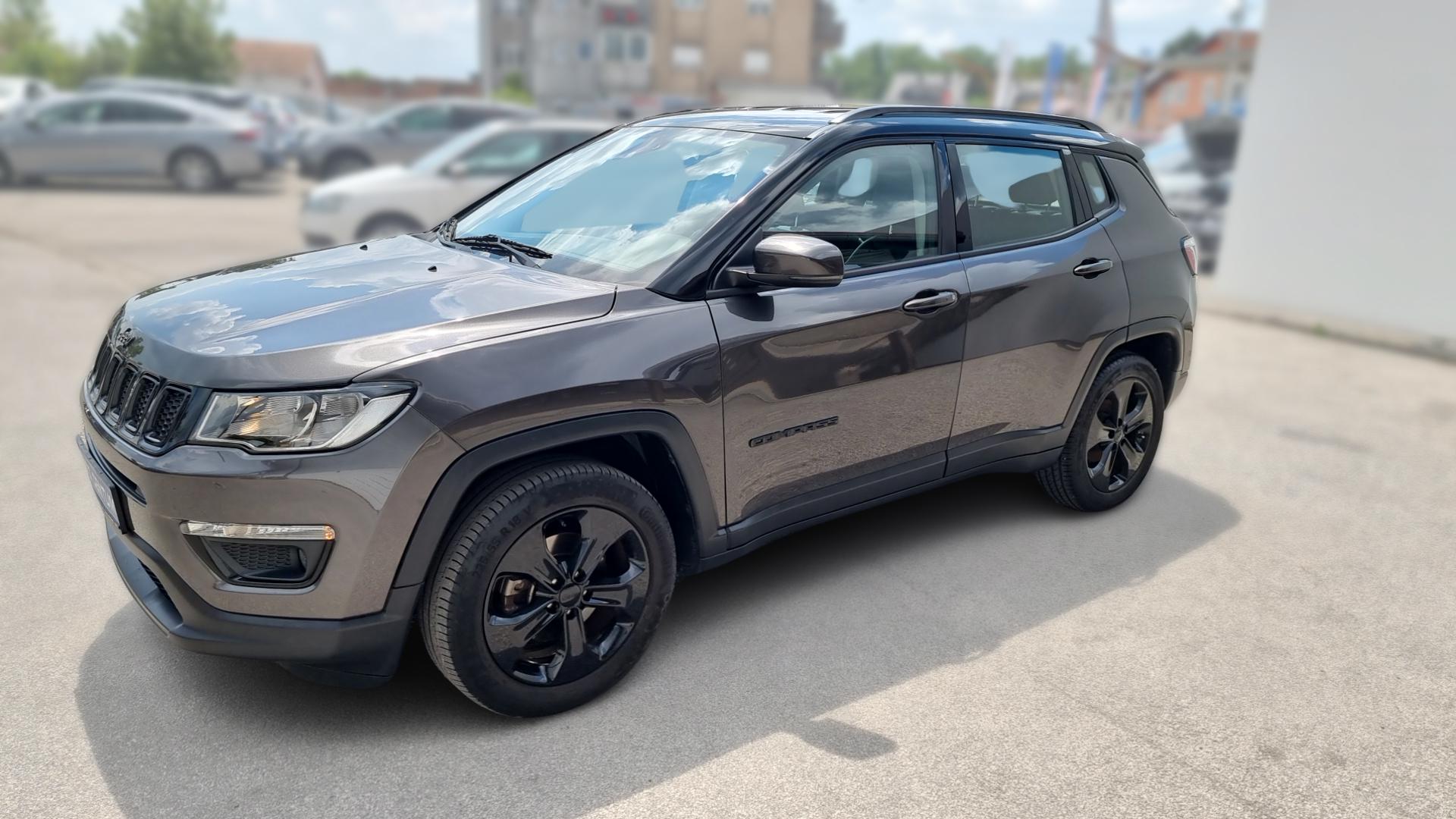 Jeep Jeep Compass 90.195 km 15.990 € | NEOSTAR